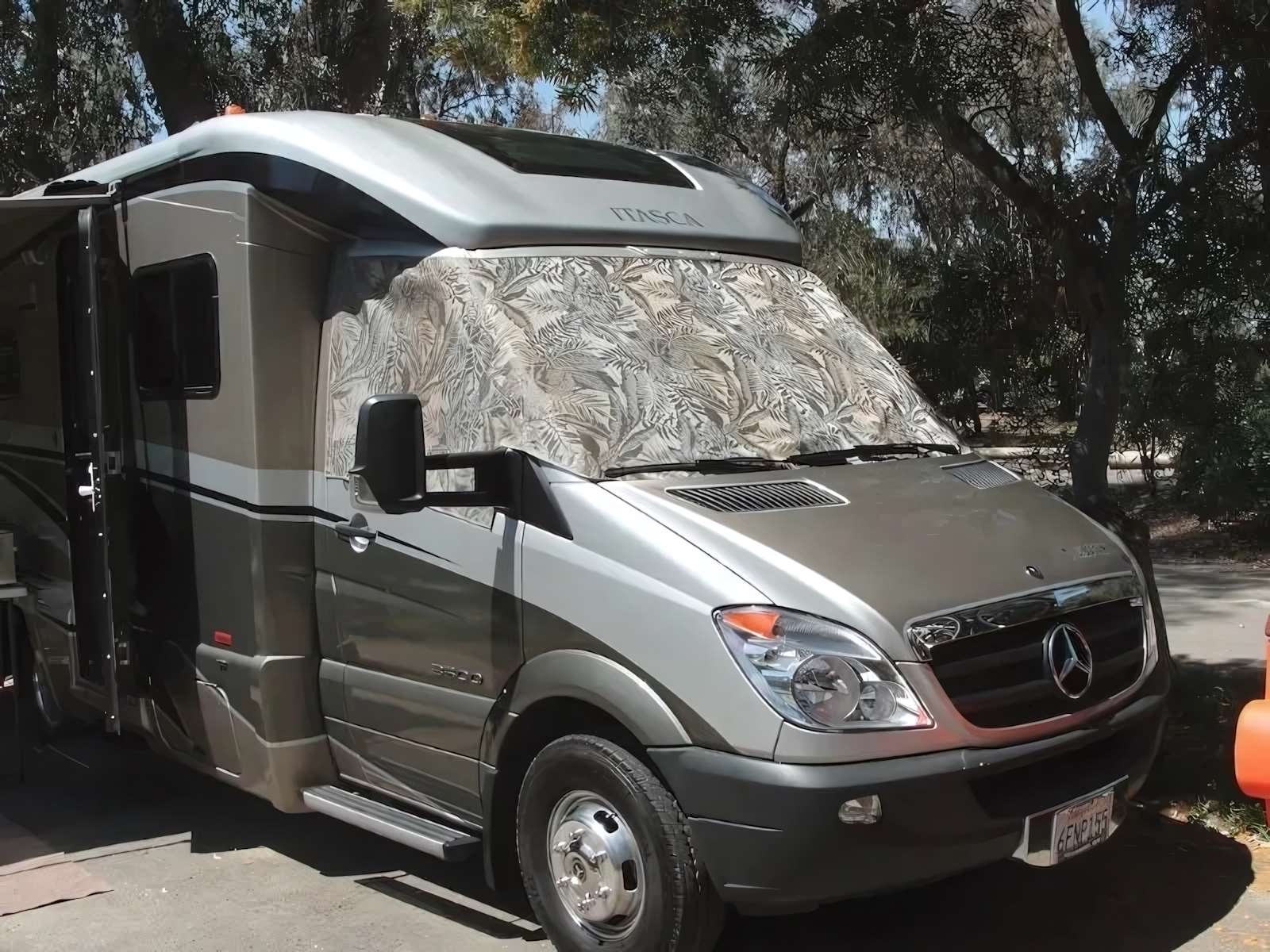 Windshield Window Cover/Shade for Sprinter 2002-2024 – Sprinter Parts Depot