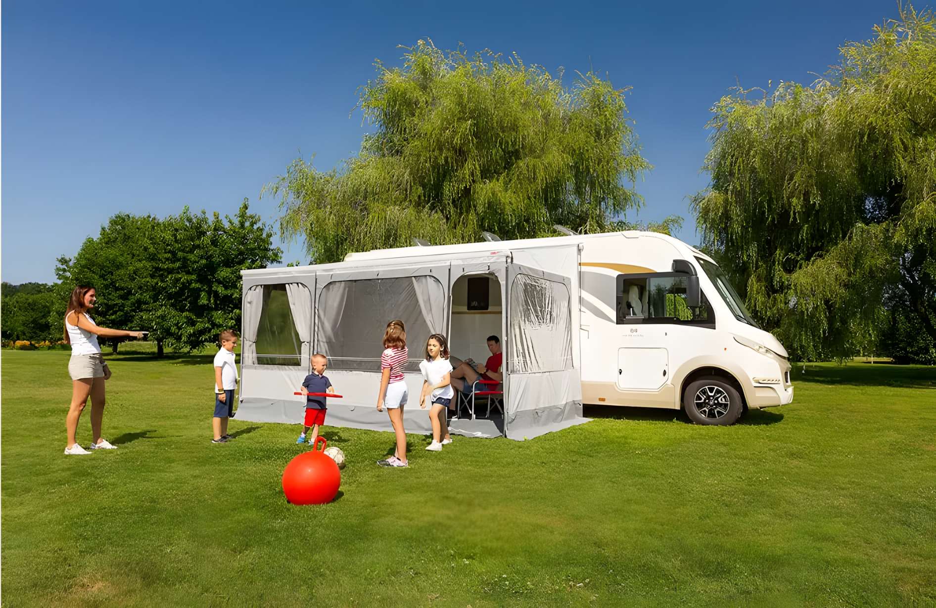 Expand RV Living with Fiamma Privacy Room – Sprinter Parts Depot