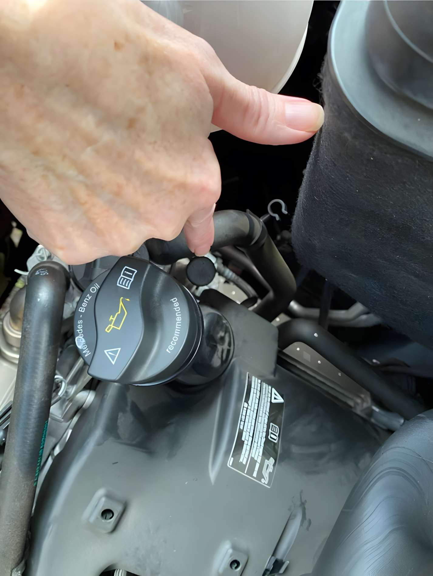 Genuine Sprinter Oil Dipstick for 2019-2023 V6 Diesel Models – Sprinter ...