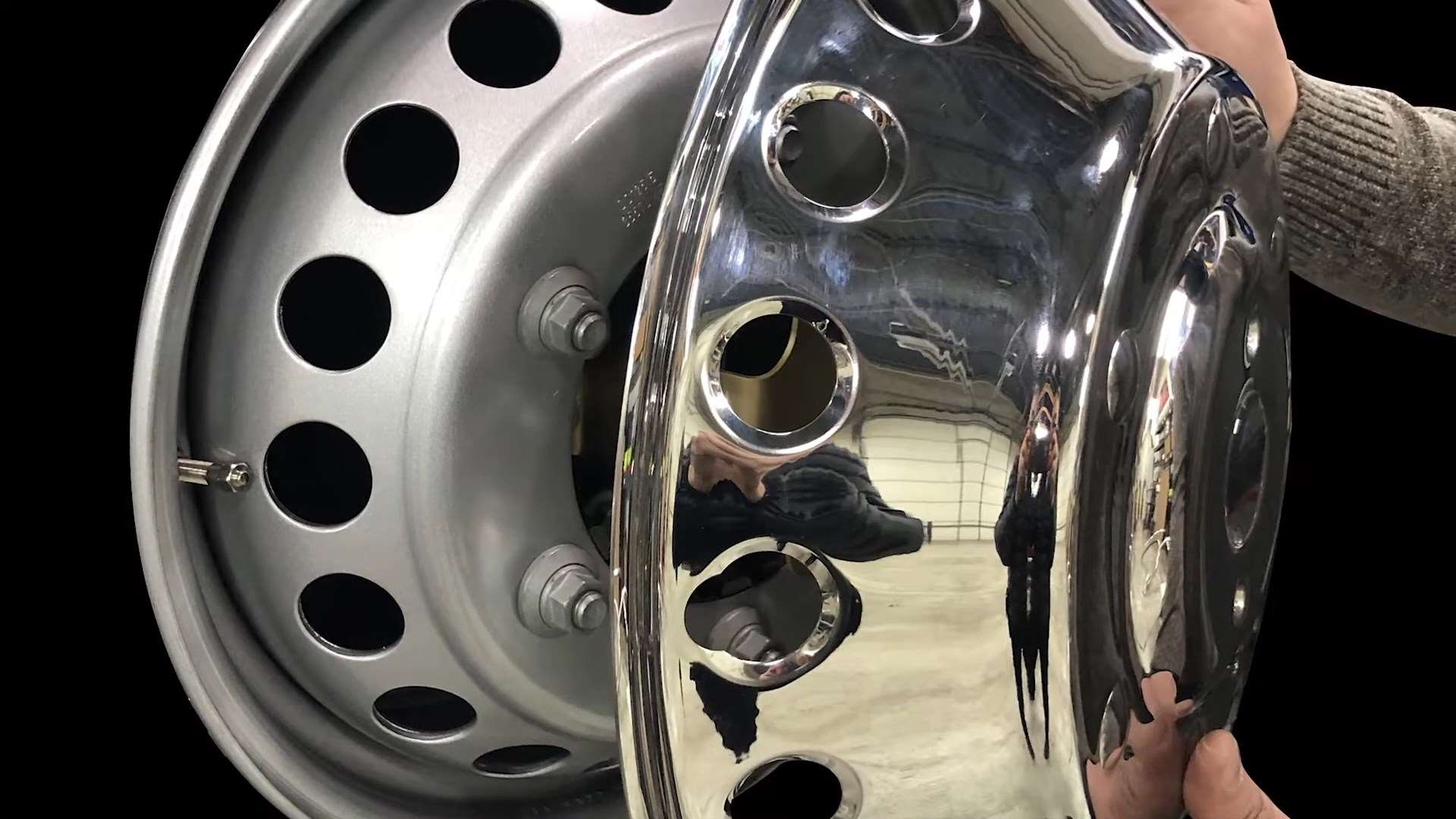 Wheel Covers (Black or Stainless) for Sprinter 3500 DRW 2007-2024 ...